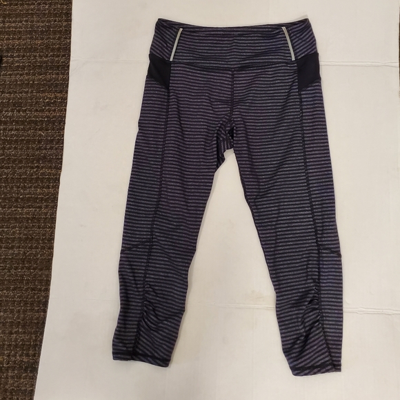 Kyodan | Pants & Jumpsuits | Kyodan Gray Black Striped Cropped Work Out ...